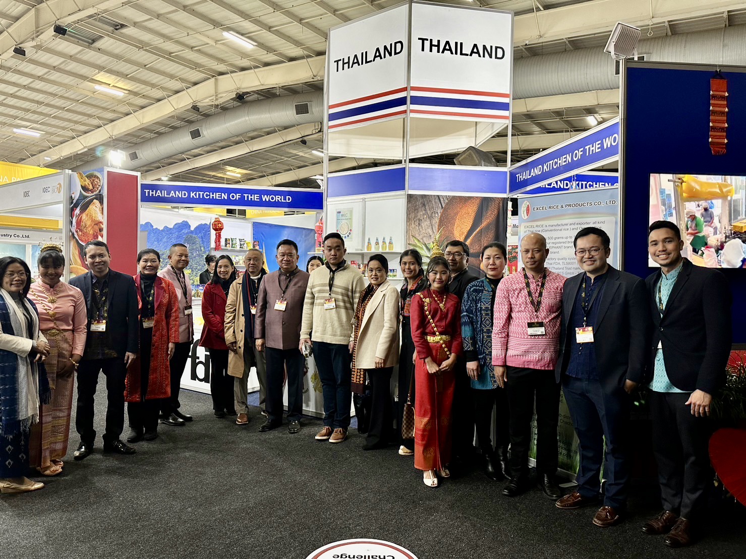 Thai Ambassador led a business delegation from Thailand to Africa’s Big ...