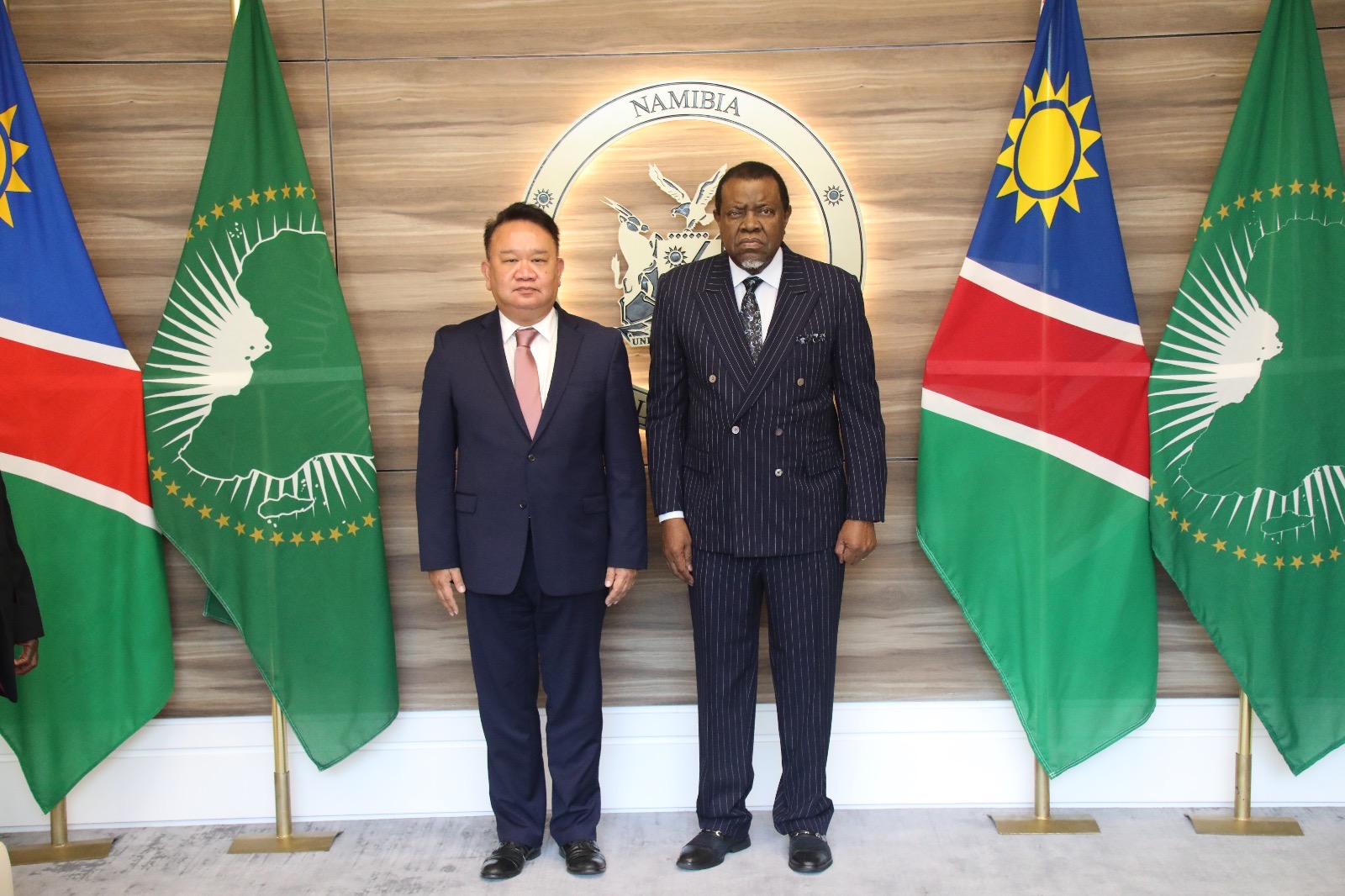 The Thai Ambassador presented the Letter of Credence to the President ...