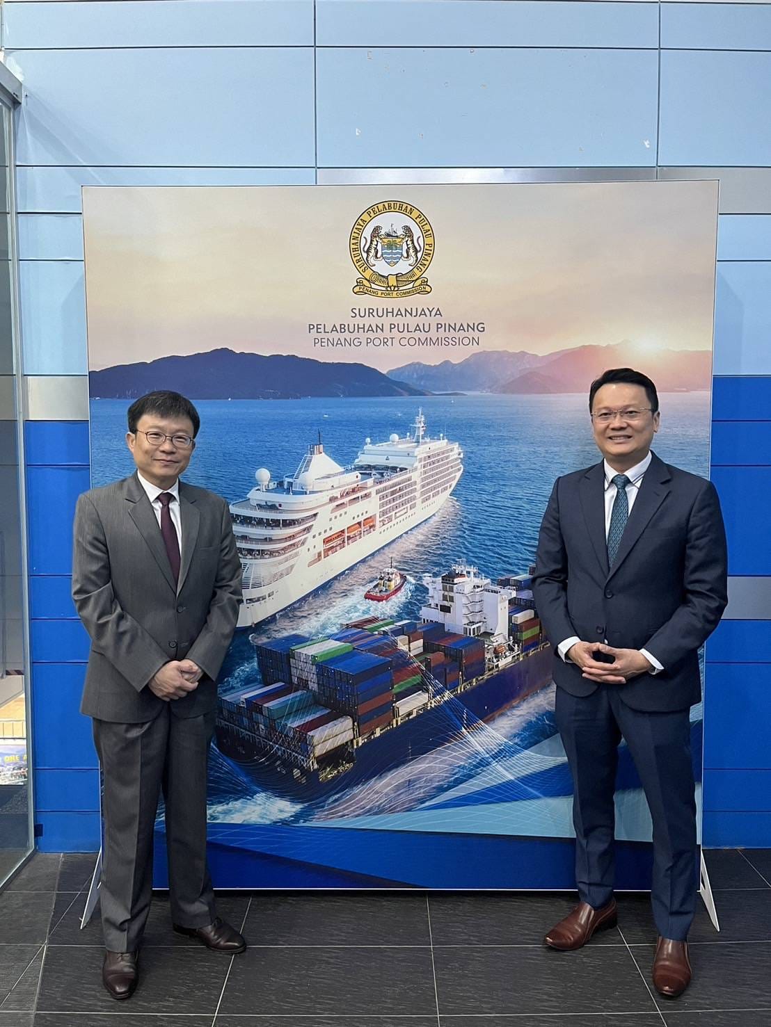 กงสุลใหญ่ ณ เมืองปีนัง เยี่ยมคารวะประธาน Penang Port Commission - สถานกงสุลใหญ่ ณ เมืองปีนัง