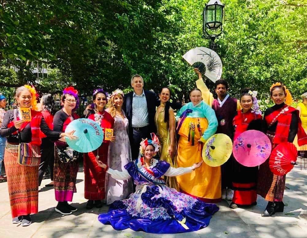 Thai community at the Dance Parade & Festival and the AAPI Heritage ...
