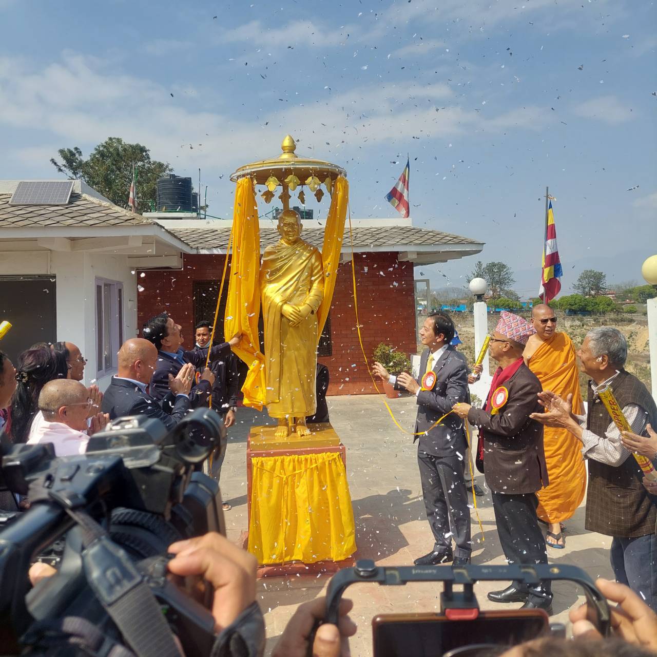 พิธีเฉลิมฉลองการก่อตั้งวัดสิริกิตติวิหารครบรอบ 50 ปี - สถาน ...