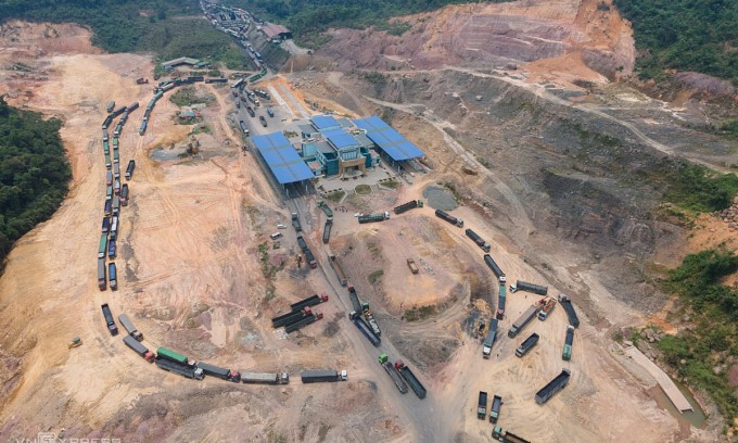 จังหวัดกวางจิของเวียดนามสนใจลงทุนก่อสร้างสายพานนำเข้าถ่านหินจากแขวงเซ ...
