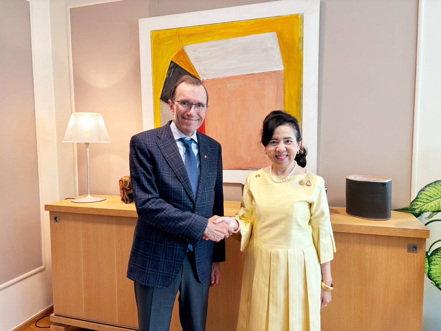 Ambassador of Thailand to Norway paid a courtesy call on Minister of ... Ambassador of Thailand to Norway paid a courtesy call on Minister of ...