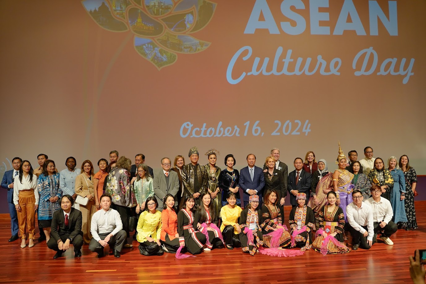 เอกอัครราชทูต ณ กรุงวอชิงตัน เข้าร่วมงาน ASEAN Culture Day 2024 - สถานเอกอัครราชทูต ณ กรุงวอชิงตัน