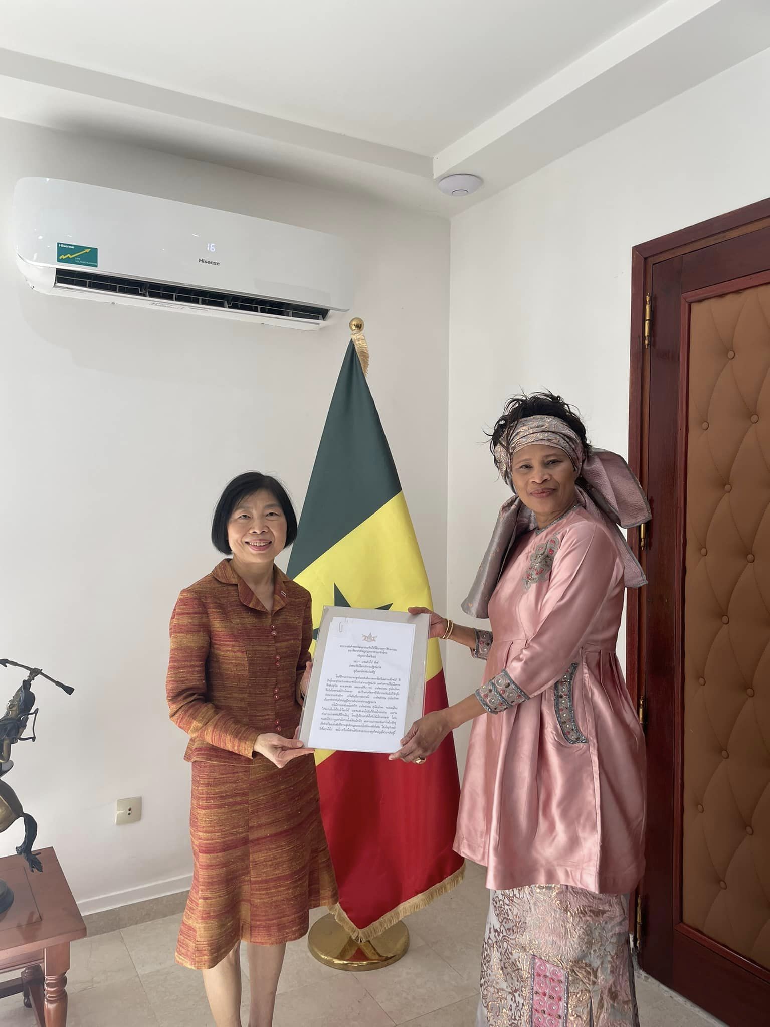 Ambassador of Thailand to Senegal paid a courtesy call on Minister of ...