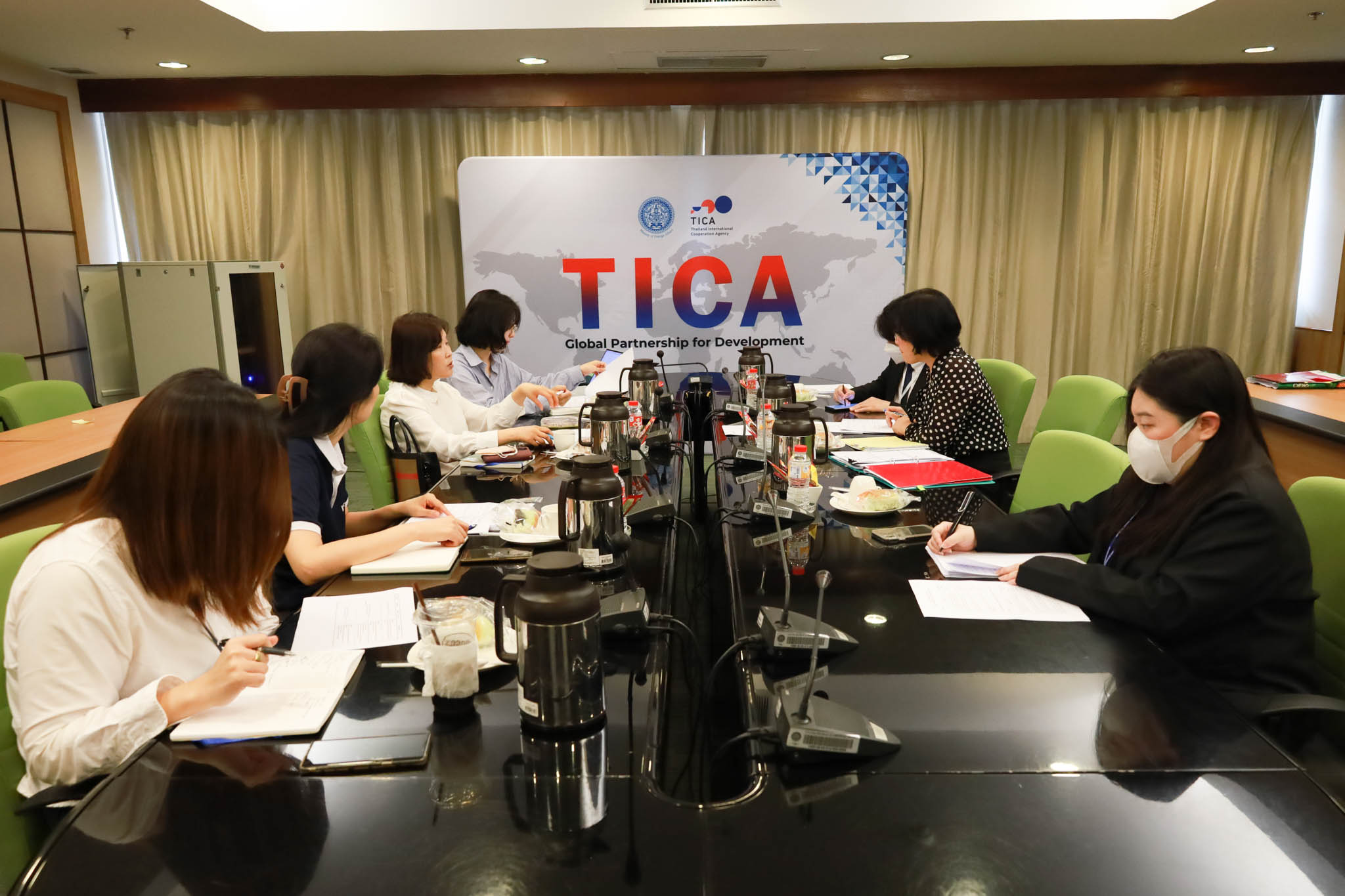 Deputy Director-General of TICA meeting with Country Director of KOICA ...