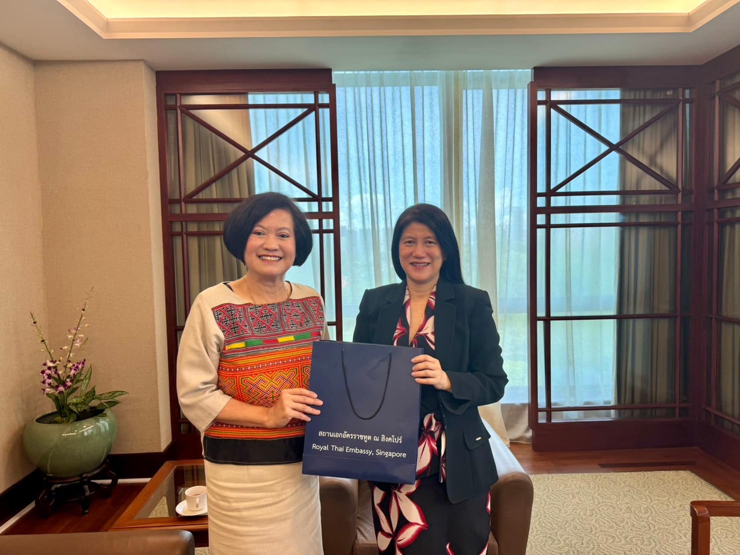 Ambassador of Thailand to Singapore paid an introductory call on Ms ...