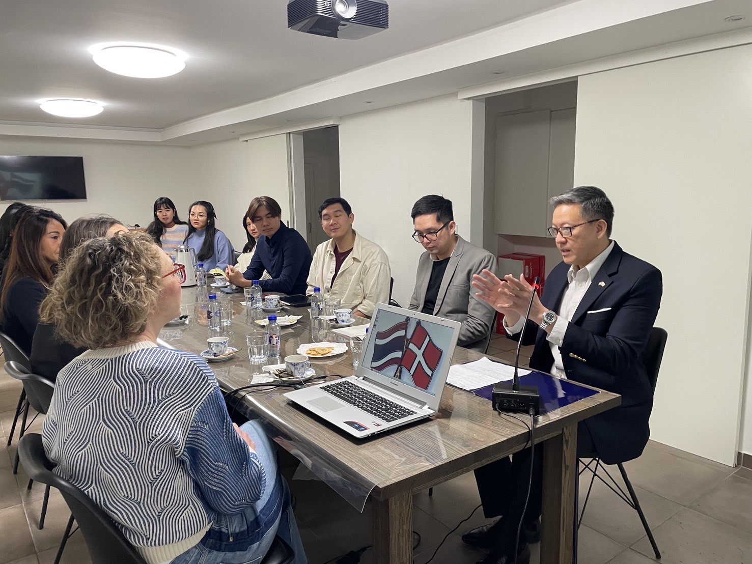 The Royal Thai Embassy in Copenhagen organized an orientation for Thai ...