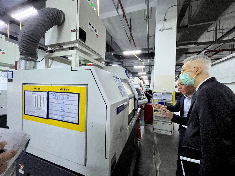 กงสุลใหญ่ ณ เมืองเซี่ยเหมิน เข้าเยี่ยมชมบริษัท Double Medical ...