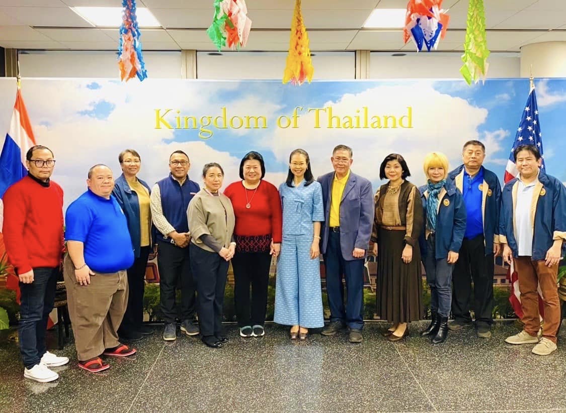 Royal Thai Consulate-General in Chicago hosted an insightful workshop titled "Office Syndrome ...