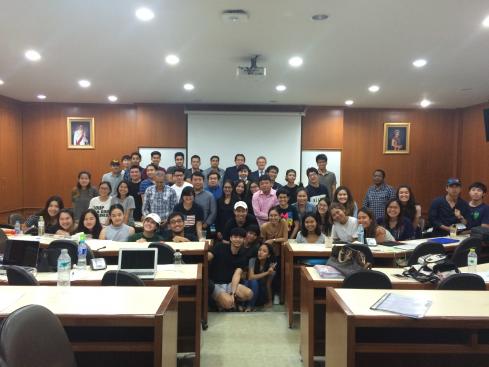 Dr. Gerd Nonneman gave a lecture on the situation in the Middle East to ...