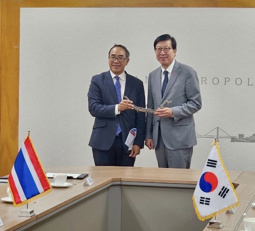 Ambassador Promotes Two-Way Trade and Investment with Mayor of Busan ...