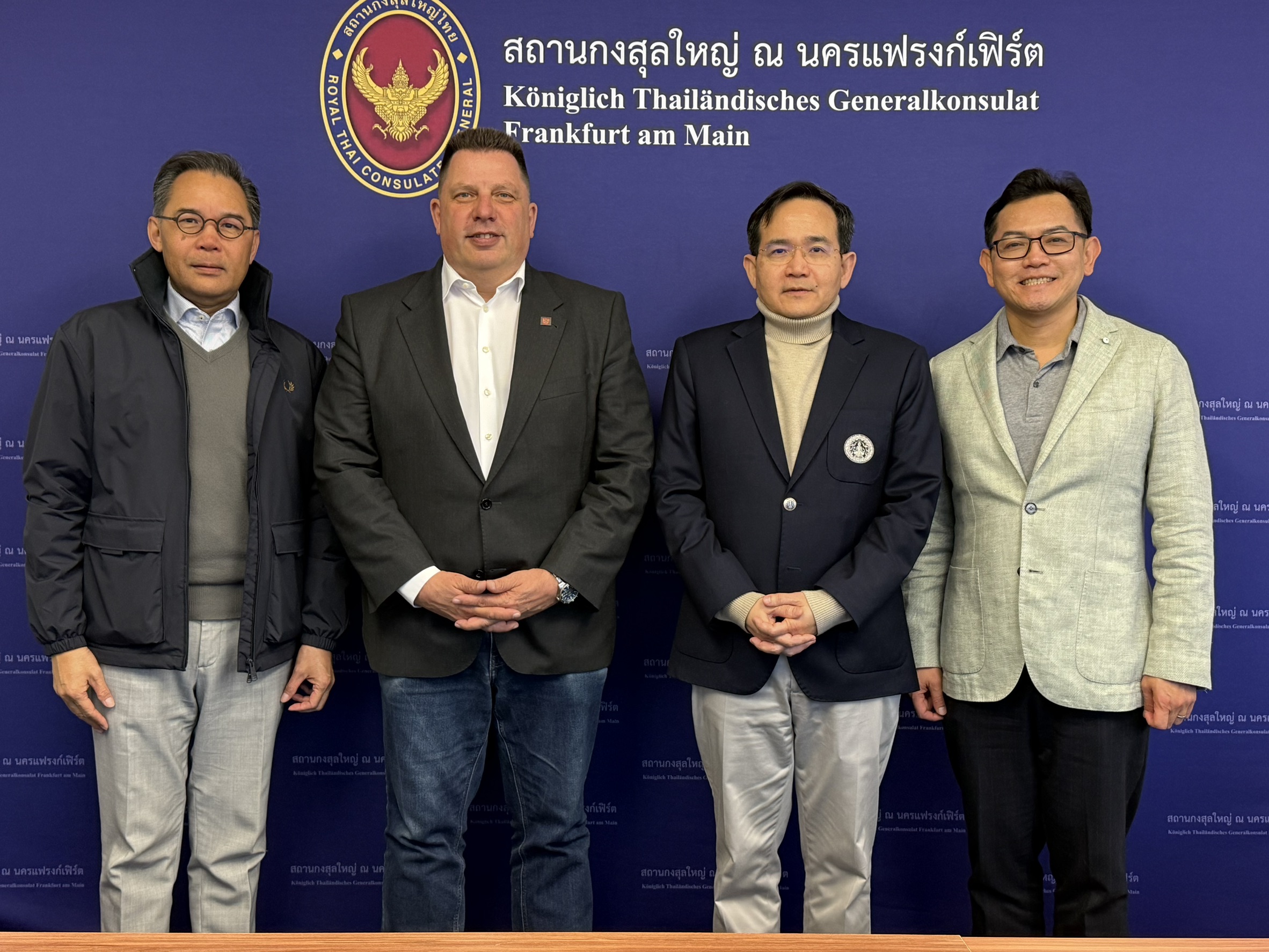 Besprechung mit Herrn Stadtrat Stephan Siegler - สถานกงสุลใหญ่ ณ นครแฟ ...