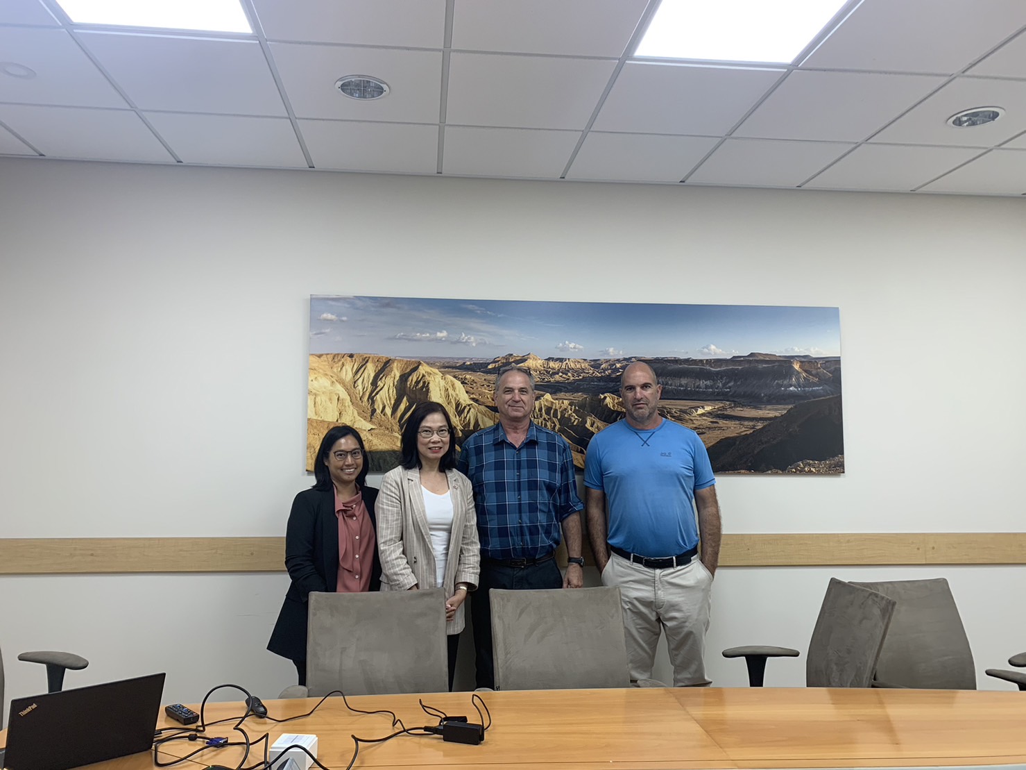 เอกอัครราชทูตฯ เยี่ยมชมและหารือกับผู้บริหารสถาบัน Jacob Blaustein ...