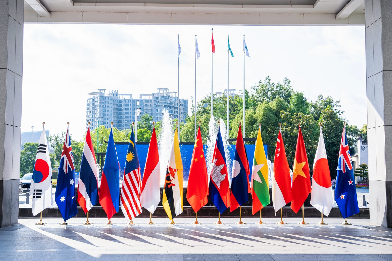 Deputy Prime Minister of Thailand Addressed the 2023 RCEP Local ...