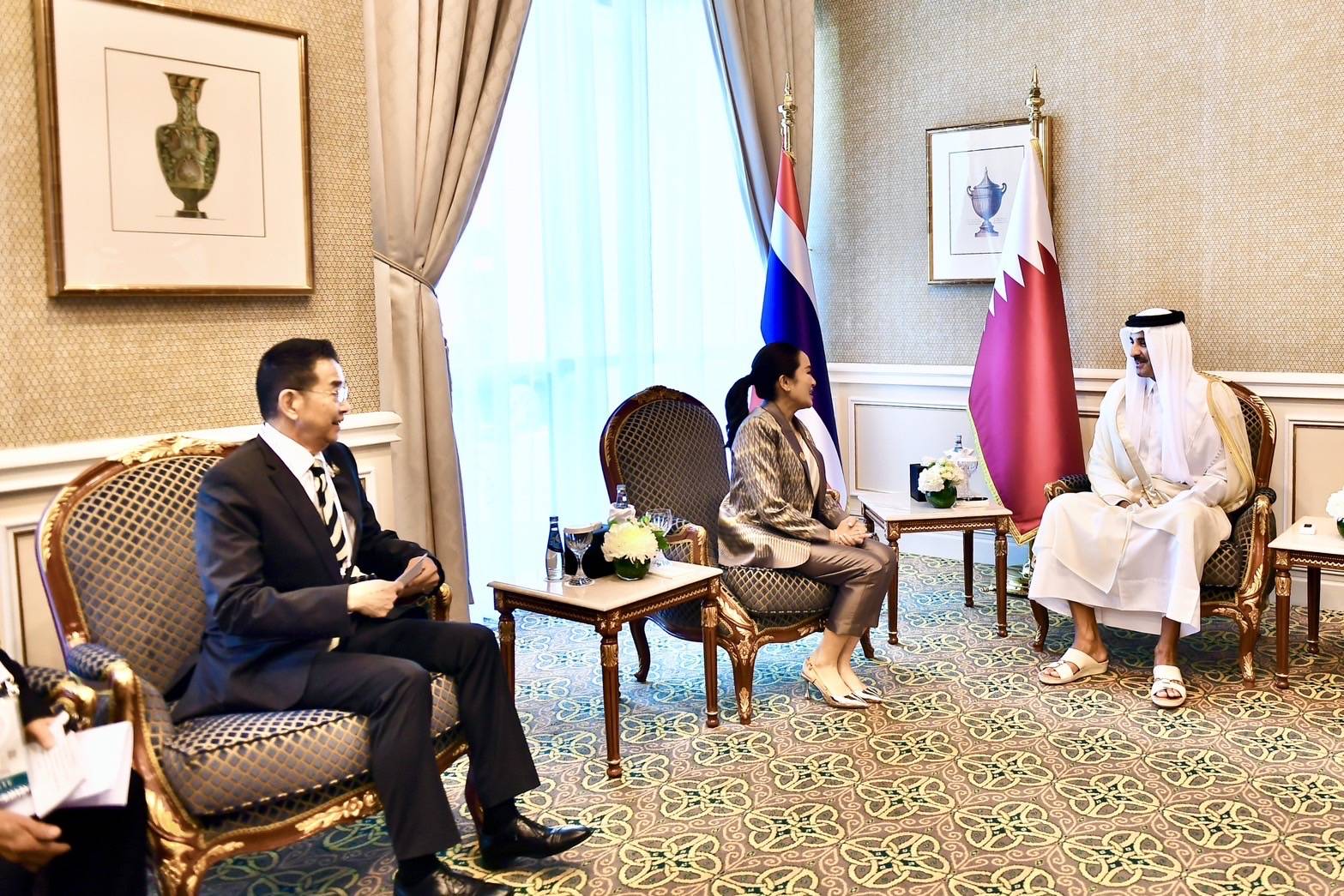 Minister of Foreign Affairs accompanies Prime Minister of Thailand on ...