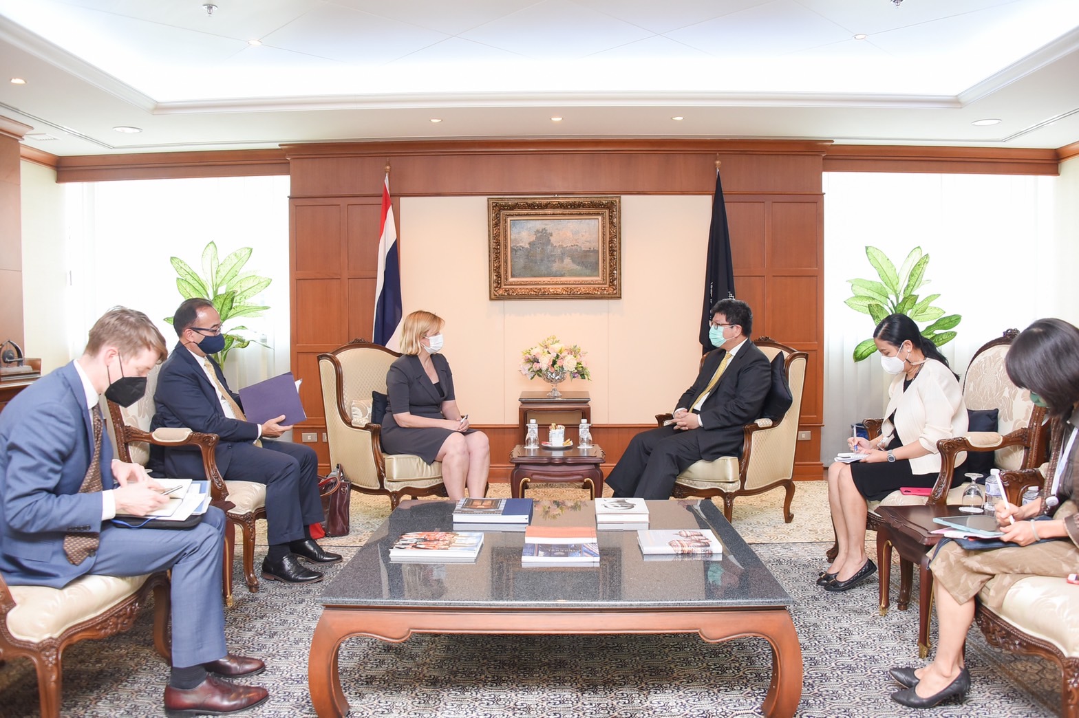 Permanent Secretary for Foreign Affairs of Thailand welcomes Mrs. Sarah ...