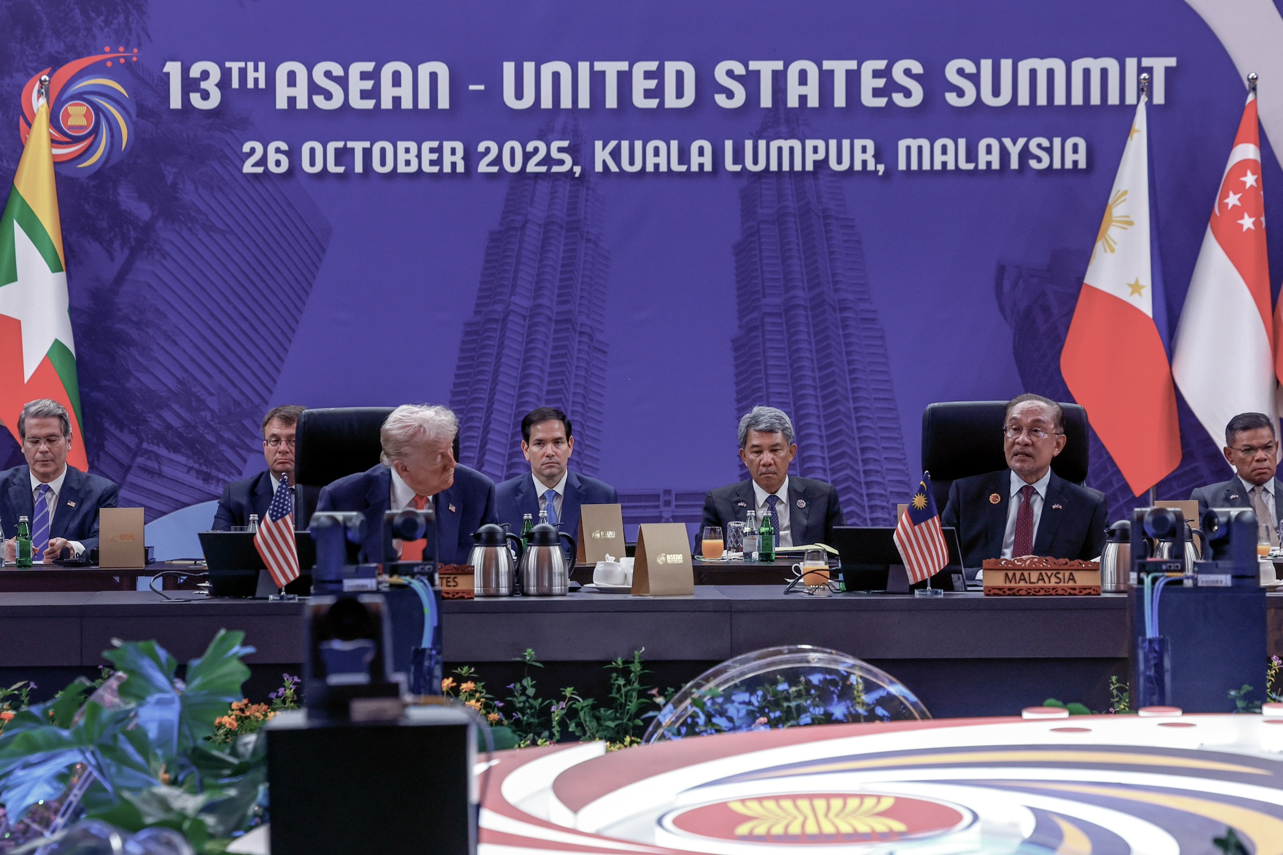 Minister of Foreign Affairs represents the Prime Minister in the 13th ...