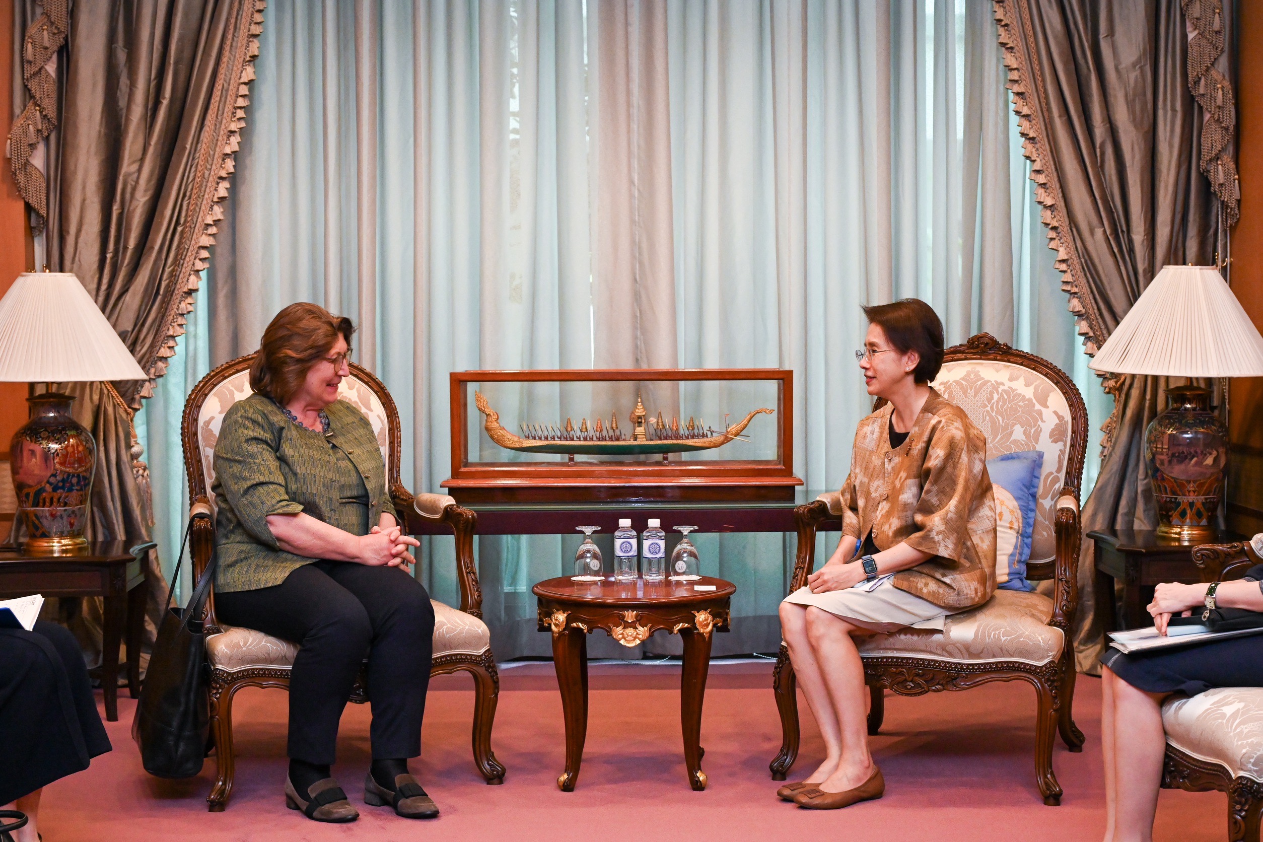 Permanent Secretary for Foreign Affairs welcomes IOM Deputy Director ...