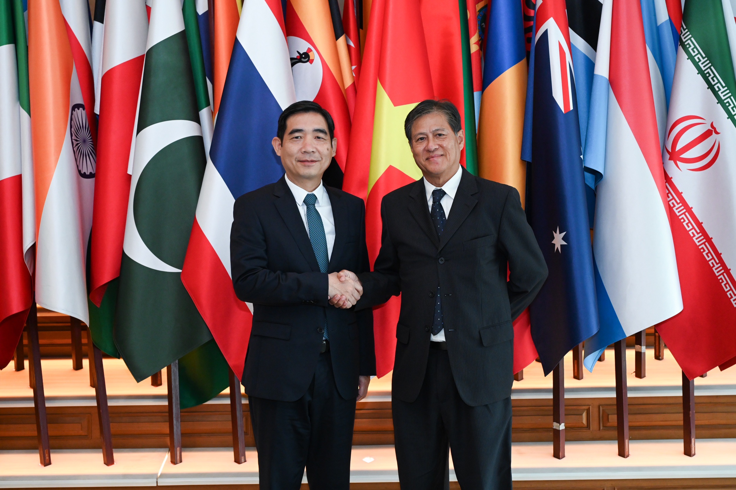 Vice Minister For Foreign Affairs Welcomes New Vietnamese Ambassador To