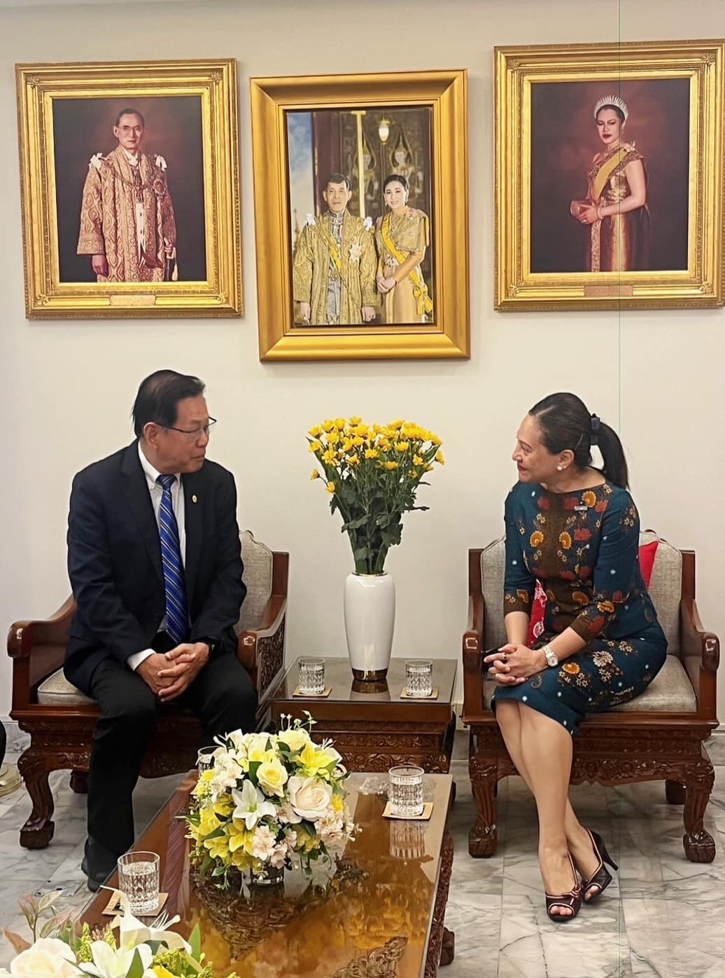 Ambassador welcomed YB Dato’ Sri Lee Kim Shin, Minister of Transport ...