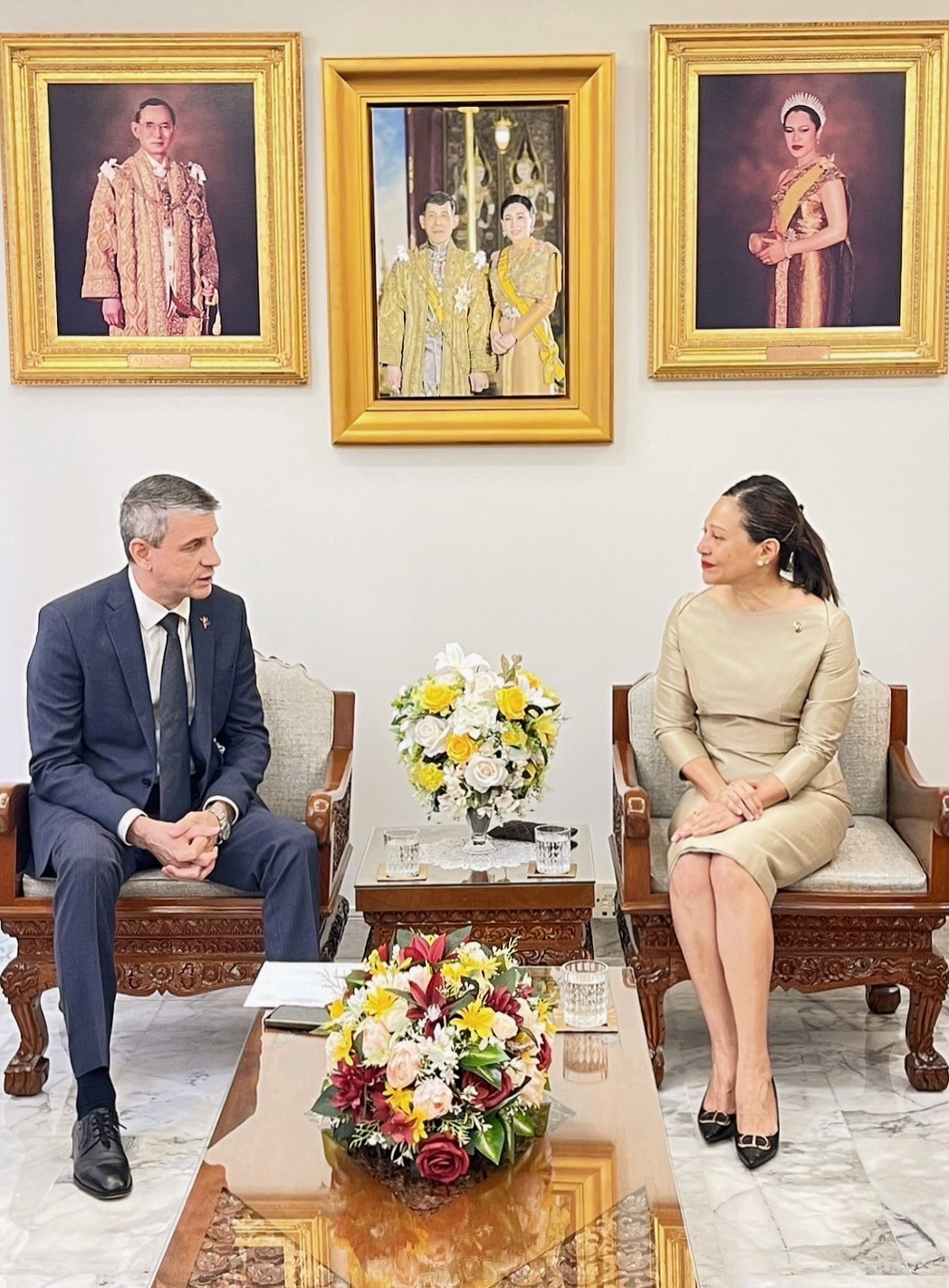 Ambassador welcomed Ambassador of Azerbaijan to Thailand with residence ...