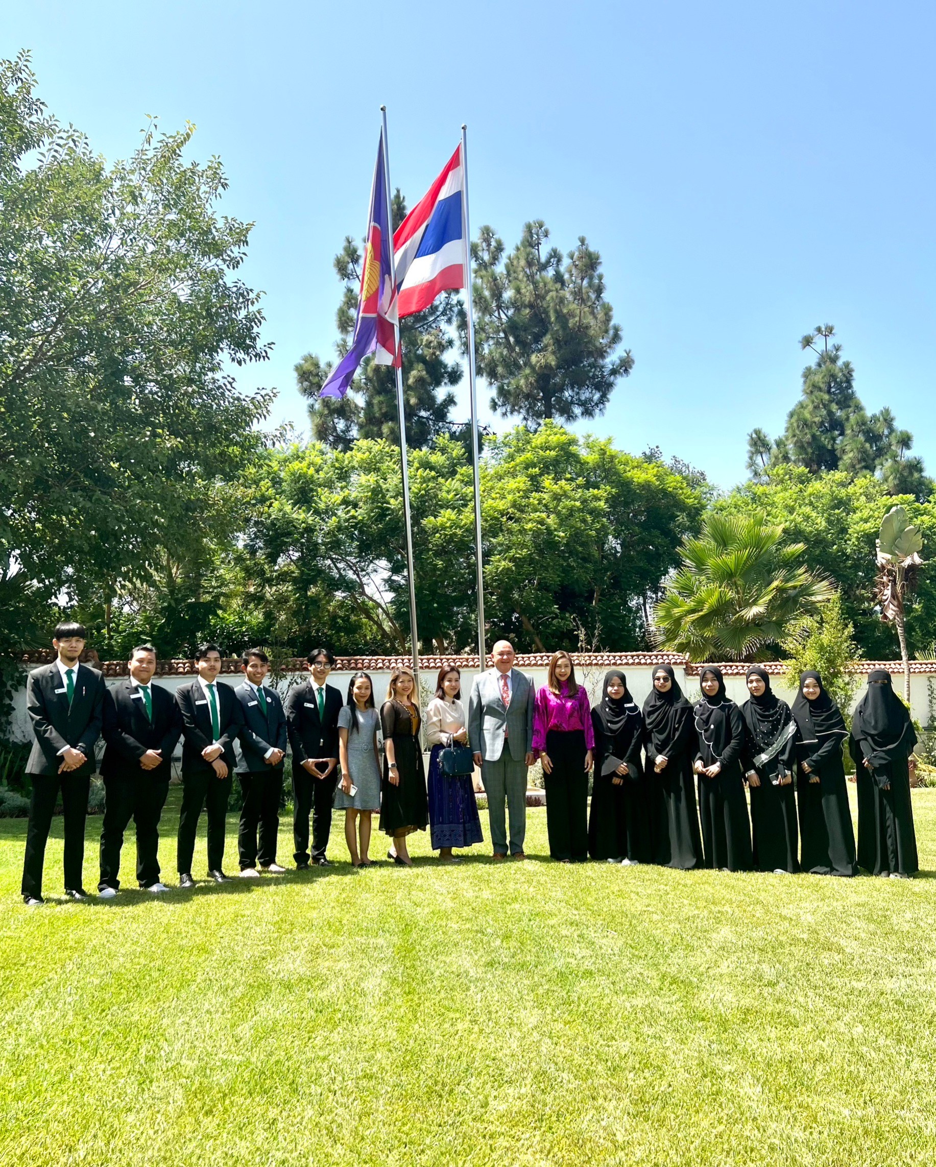 คณะกรรมการสมาคมนักศึกษาไทยในโมร็อกโก เข้ารายงานตัวต่อเอกอัครราชทูต ณ ...