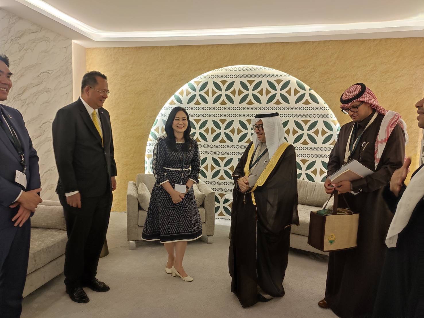 เอกอัครราชทูต ณ กรุงริยาด เข้าร่วมการหารือระหว่างผู้อำนวยการสำนักงานคณะ ...