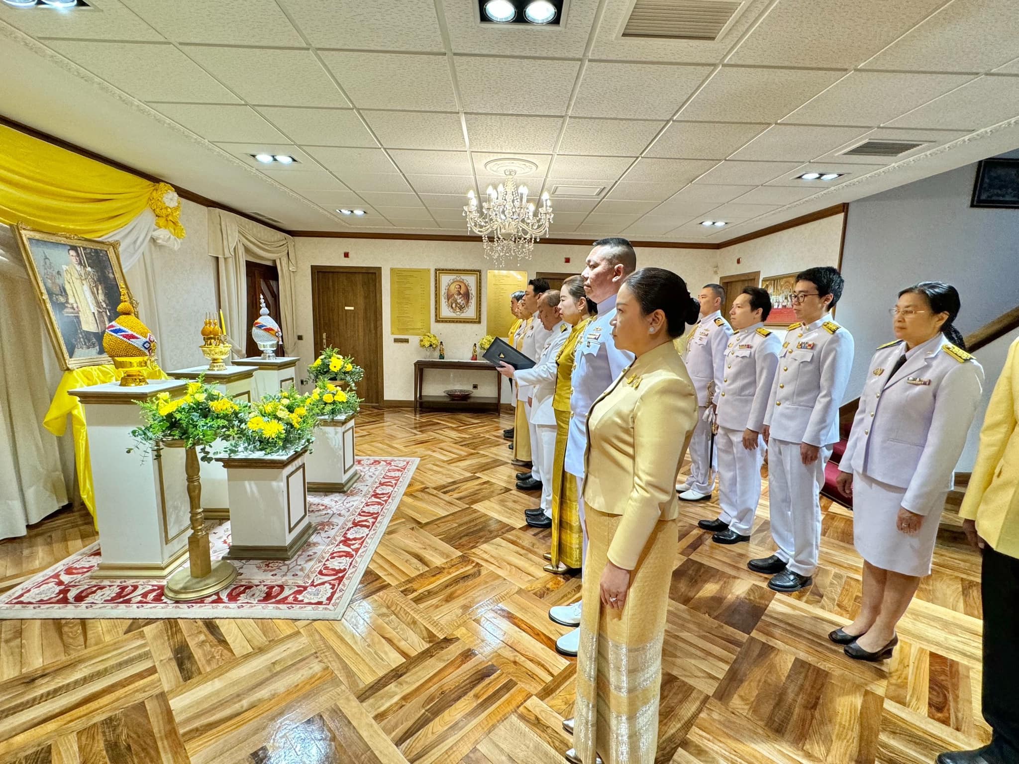 The Royal Thai Embassy in Madrid Held Ceremony to Pay Homage to His ...