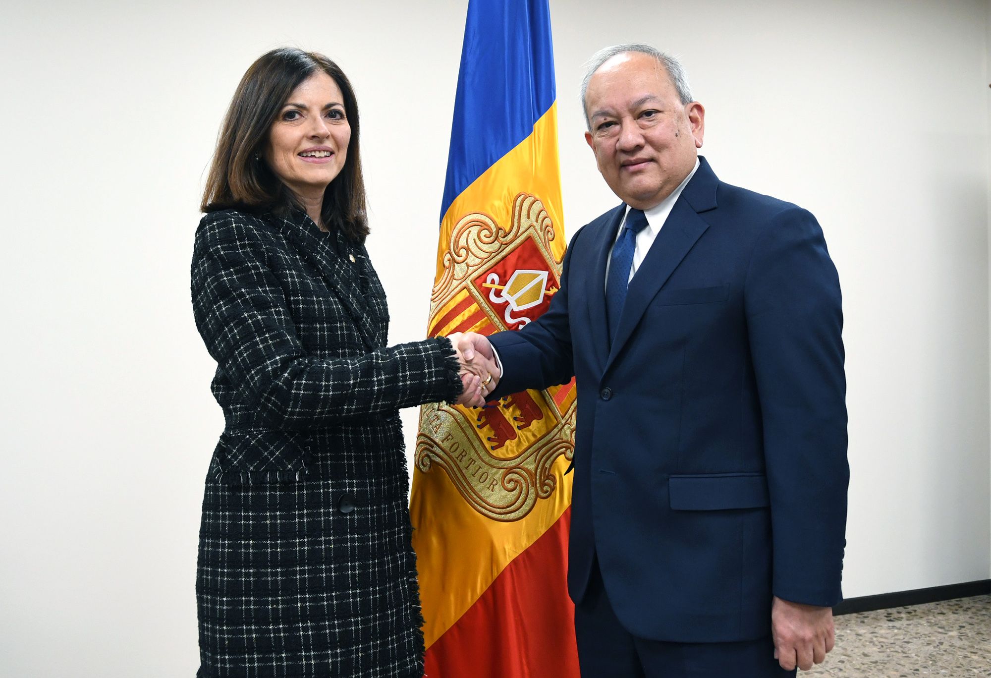 Ambassador of Thailand to Spain paid a courtesy call on Minister of ...