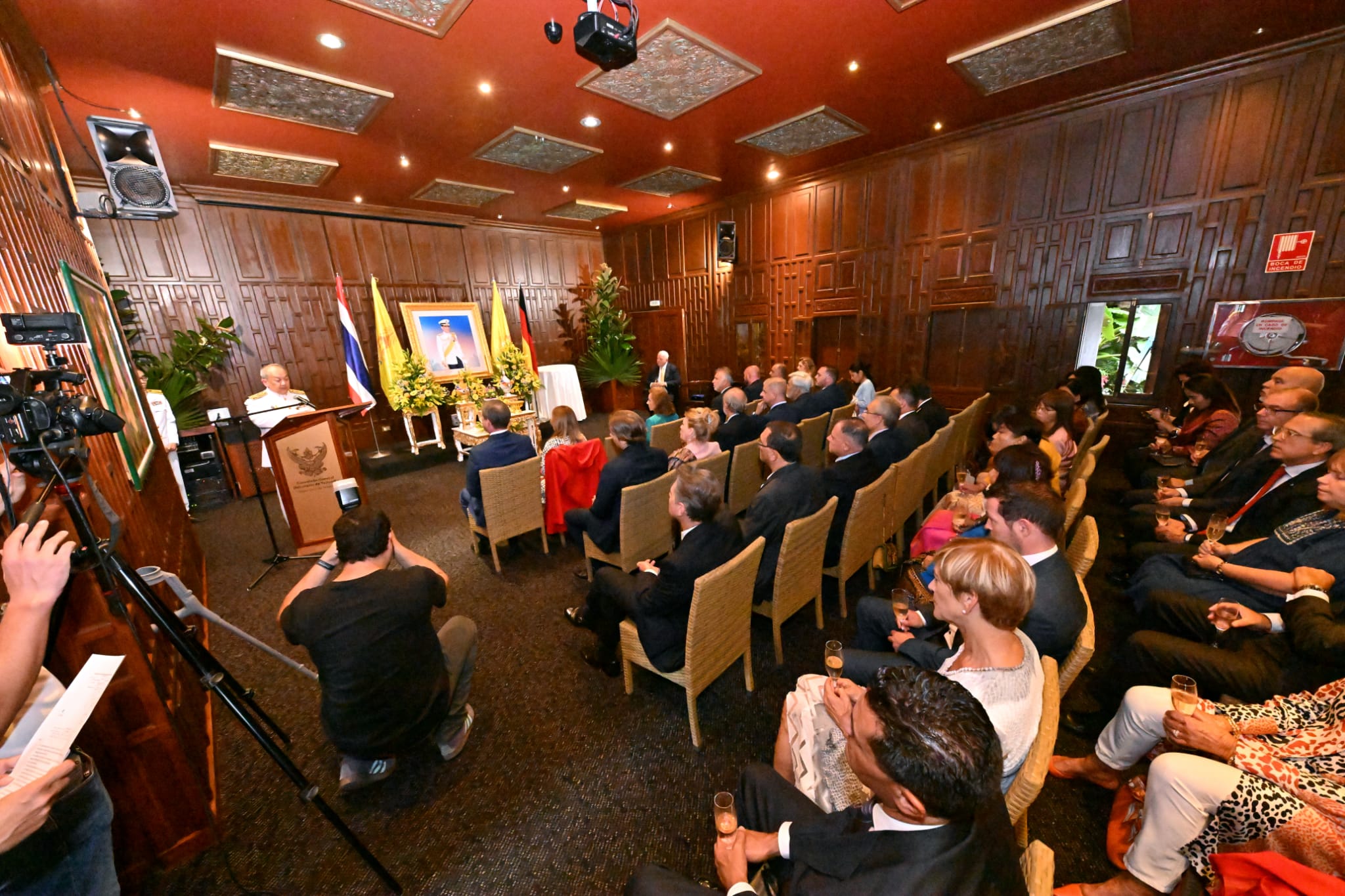 Ambassador of Thailand to Spain presided over the Royal Decoration ...