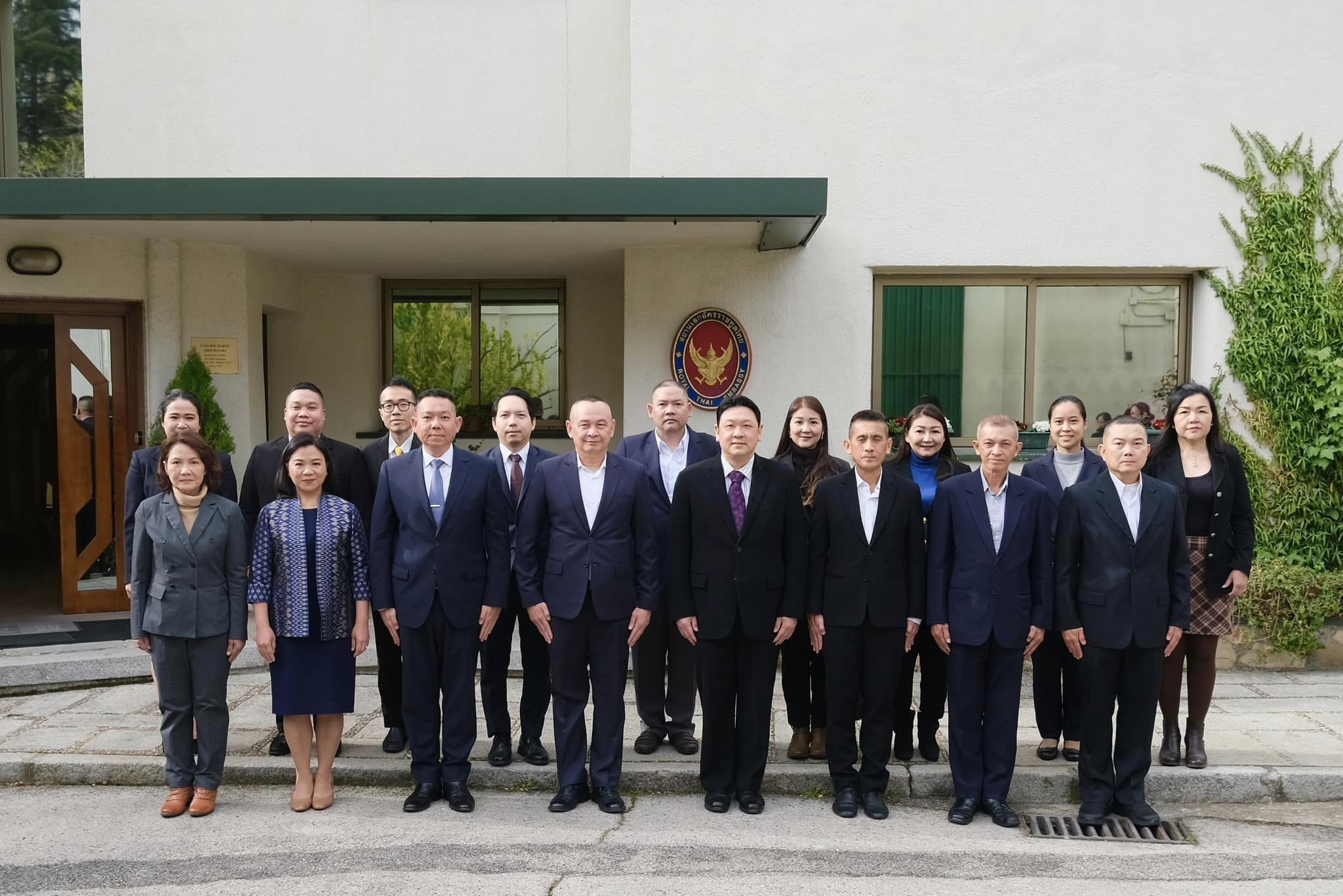 Chargé d'affaires a.i. of the Royal Thai Embassy in Madrid welcomed ...